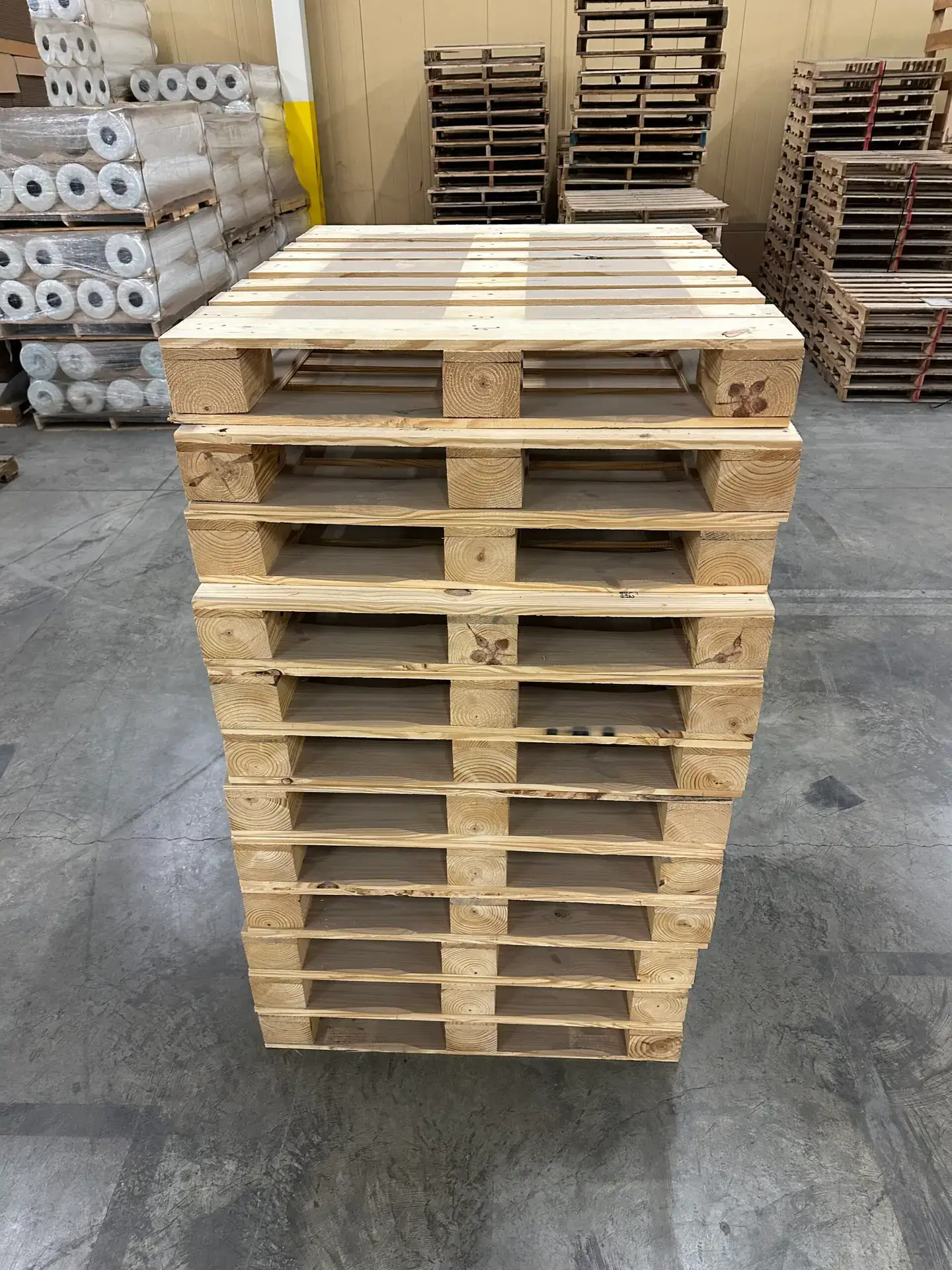 Wood Pallet Treatment | ISPM-15 Heat Treatment & Mold Prevention ...